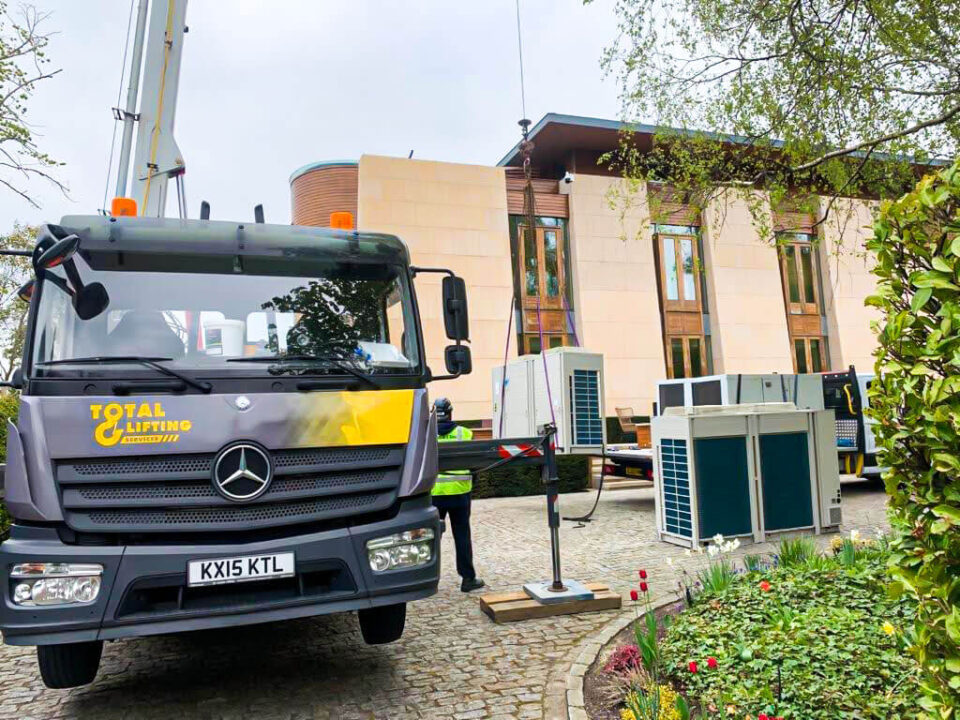 Crane Hire Services | Gallery | Total Lifting Service